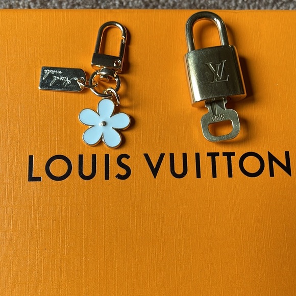 Louis Vuitton | Accessories | Louis Vuitton Lock Key And Enamel Flower ...